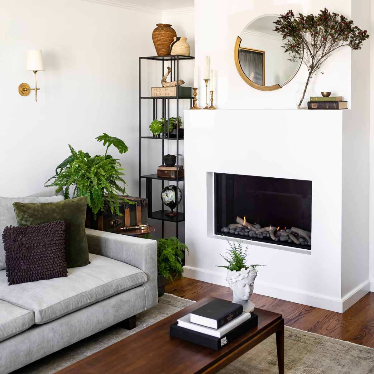 Living Room Posts | 136 home