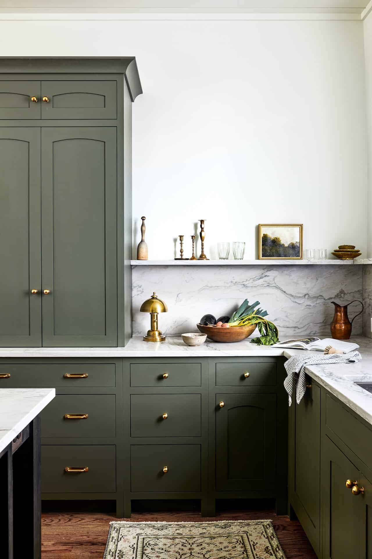 Where to Put Knobs and Handles on Kitchen Cabinets | 136 home