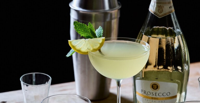 Lemoncello Cocktail Recipe: A Bright and Zesty Sip of Summer | 136 Home